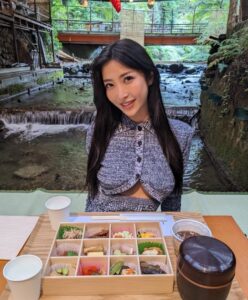 Emiri Momota Bio, Age, Career, Net Worth, Height, Education,